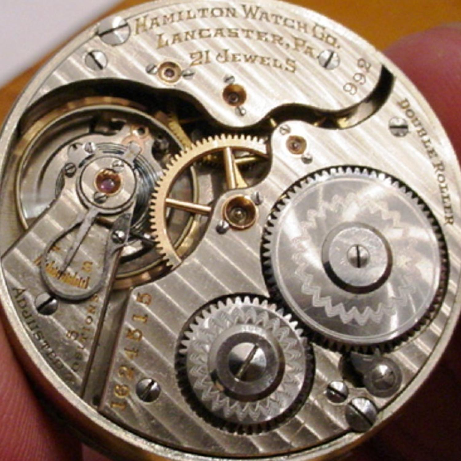 Hamilton Grade 992 Watch #1624515 - 16s, 21j - Uploaded by brownsrplm